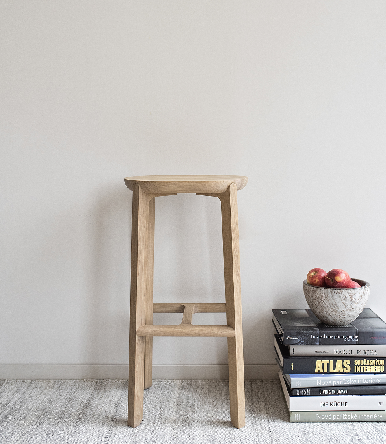 Bar Chair JURO - Poetry and Design in Oak | Javorina